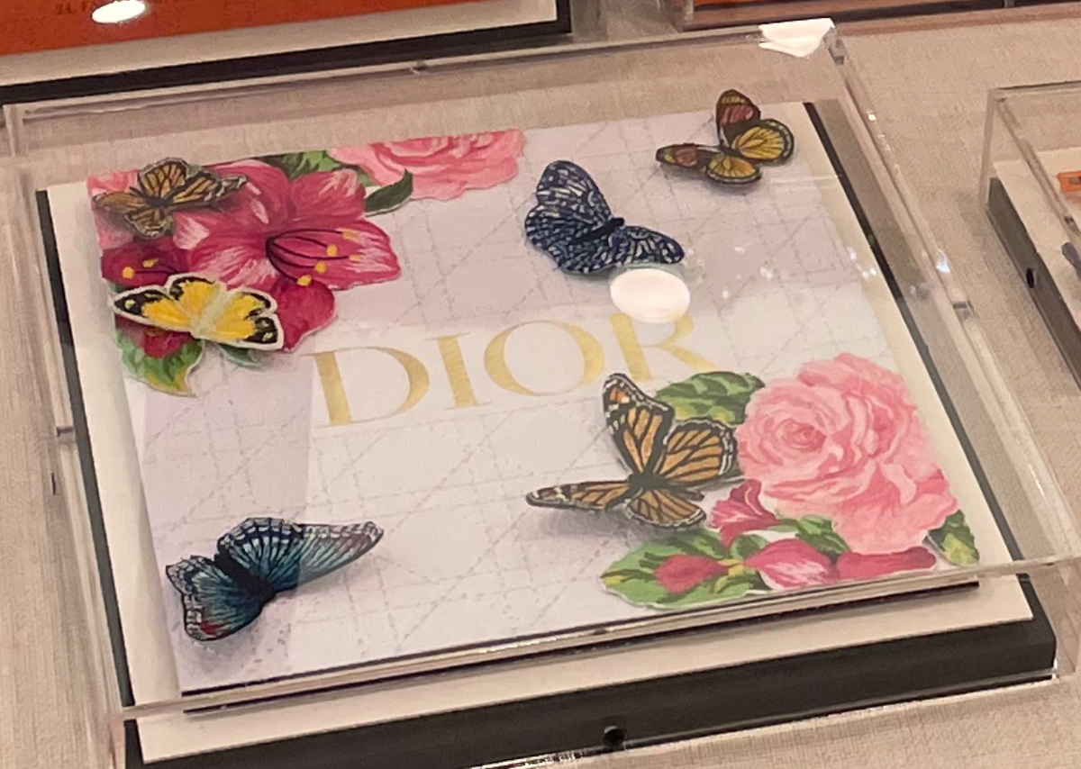 White Dior Floral Corner in Acrylic Frame – ABODE HOME
